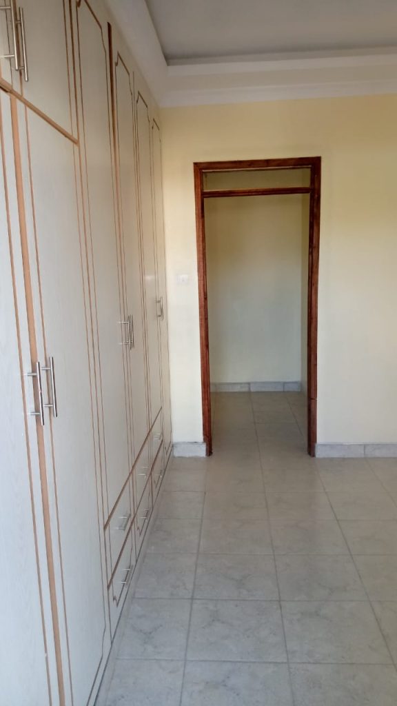 House for sale at Kenyatta Road/Croton Ridge Estate